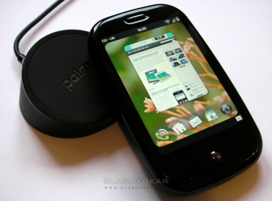 Palm Pre gets 800MHz overclock [Video] - SlashGear