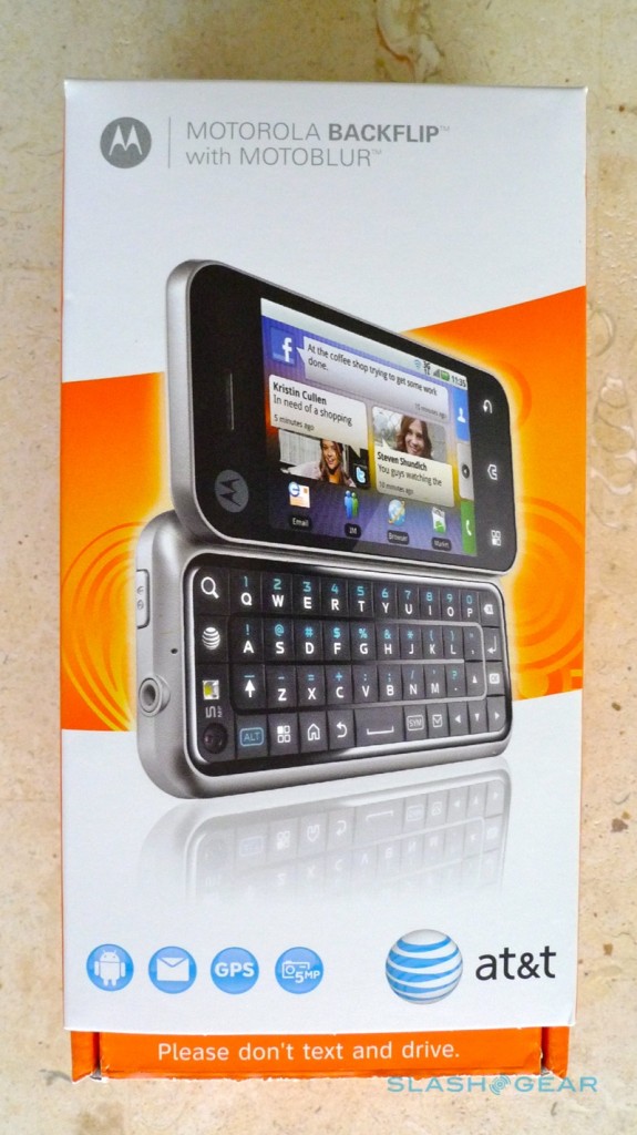 Motorola BACKFLIP review - SlashGear