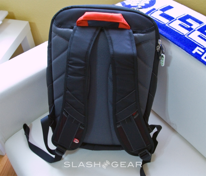 Booq Mamba Shift L Backpack Review - SlashGear