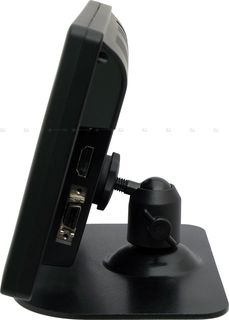 Hanwha HM-TL7T touchscreen sub-display packs HDMI - SlashGear