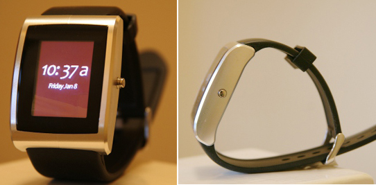 InPulse BlackBerry Bluetooth watch gets pictured; shipping imminently ...