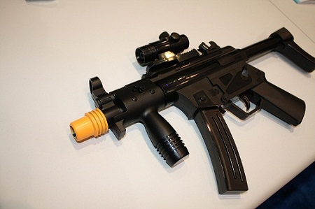 Digiwinner Machine Gun Wii Accessory Brings Too Much Realism to the Wii ...