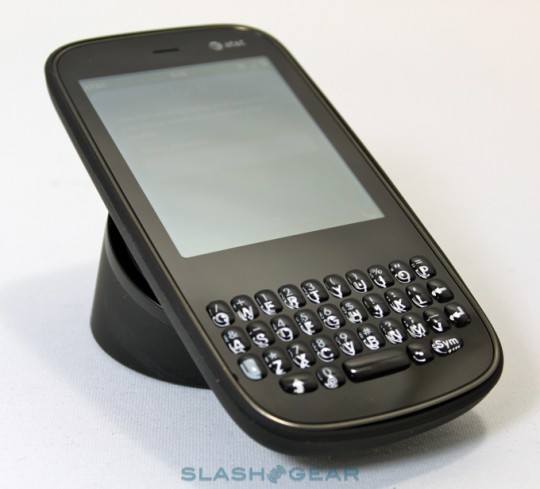 Palm Pixi Plus (AT&T) Review - SlashGear