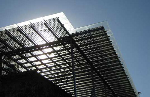 Three-layer solar panel sandwich is highly efficient - SlashGear