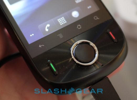 Huawei Ideos U8150, S7 tablet & Hx concept hands-on [Video] - SlashGear