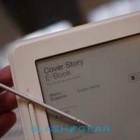 iriver Cover Story hands-on - SlashGear