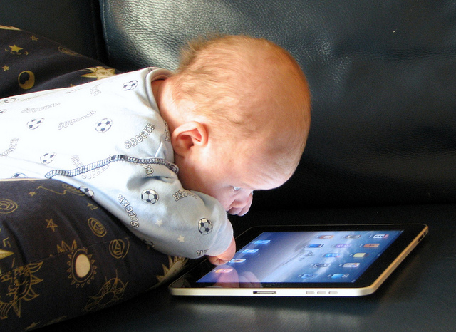 Baby's First iPad - SlashGear