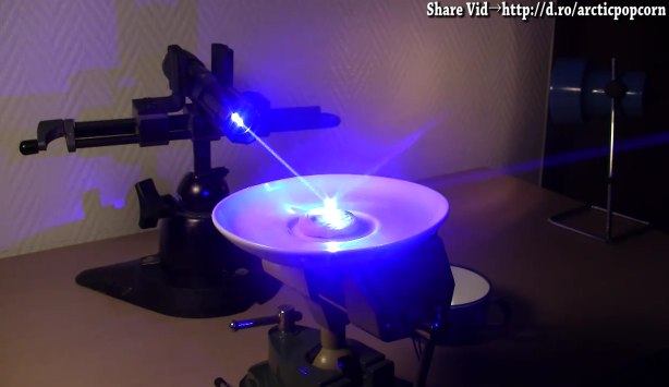Laser popcorn cooking is awesome (but time consuming) [Video] - SlashGear