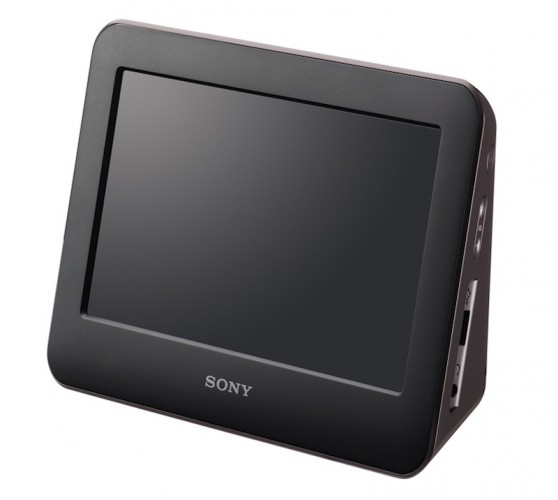 Sony Dash gets update: battery, USB & new design - SlashGear