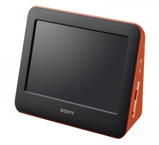 Sony Dash gets update: battery, USB & new design - SlashGear
