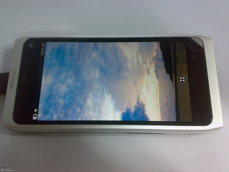 Nokia N950 MeeGo phone named: "very elegant hardware" says CTO [Video ...