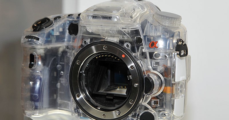 Sony translucent mirror DSLR prototype gets covetable casing - SlashGear