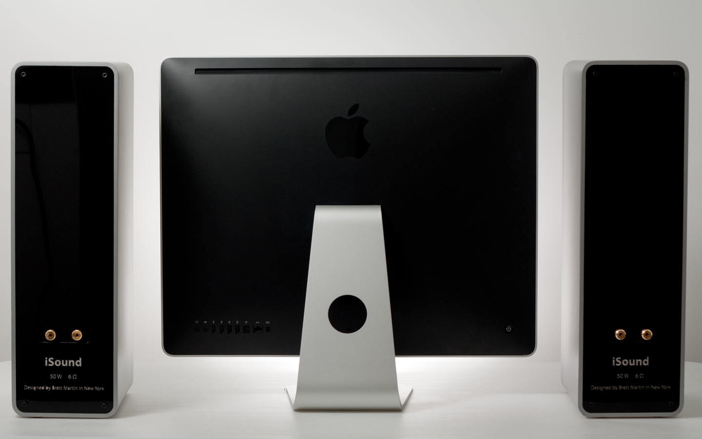 iSound DIY Apple Speakers Worthy Of Jony Ive