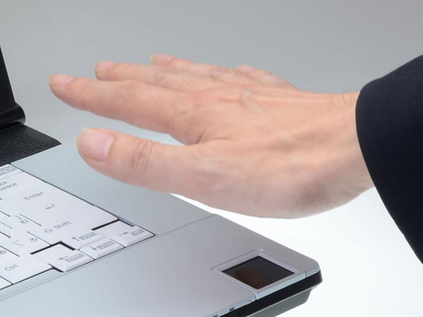 Fujitsu Lifebook E741/C has contactless palm vein scanner - SlashGear