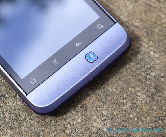 HTC Salsa Review - SlashGear