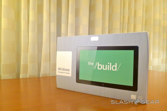 Windows 8 Tablet Hands-on - SlashGear