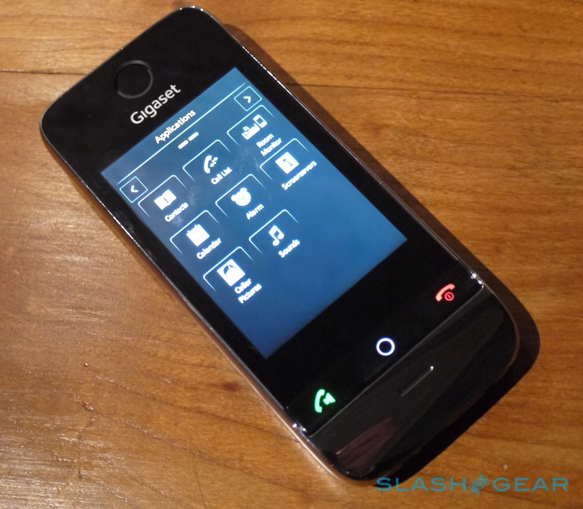 Gigaset SL910A touchscreen DECT phone hands-on - SlashGear