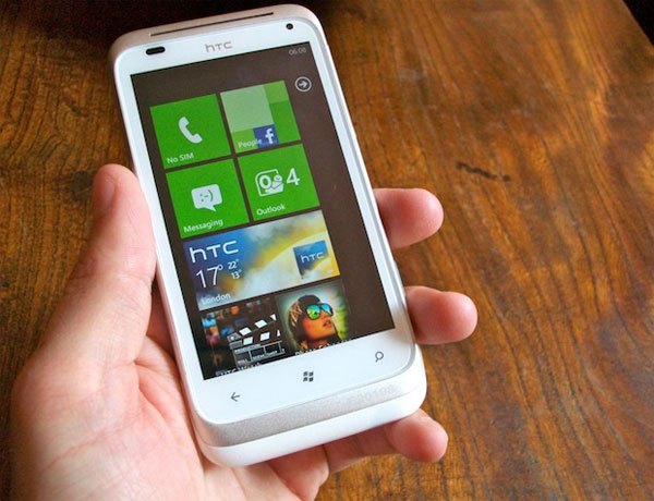 Microsoft launches Windows Phone devices in India - SlashGear