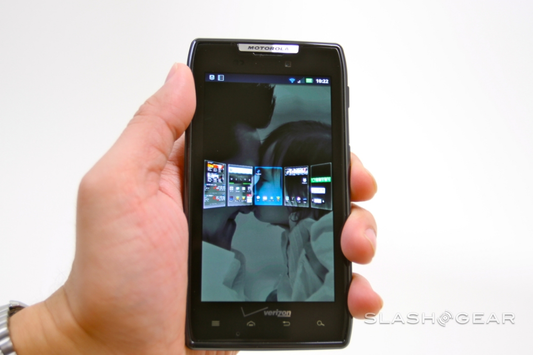 Motorola DROID RAZR Review - SlashGear