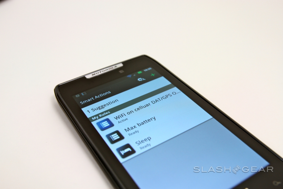 Motorola DROID RAZR Review - SlashGear