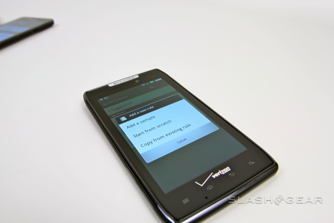 Motorola DROID RAZR Review - SlashGear