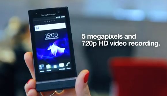 Sony Xperia U official - SlashGear