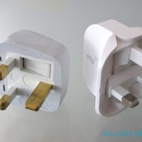 mu Folding USB Plug hands-on - SlashGear