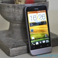 HTC One V Review - SlashGear