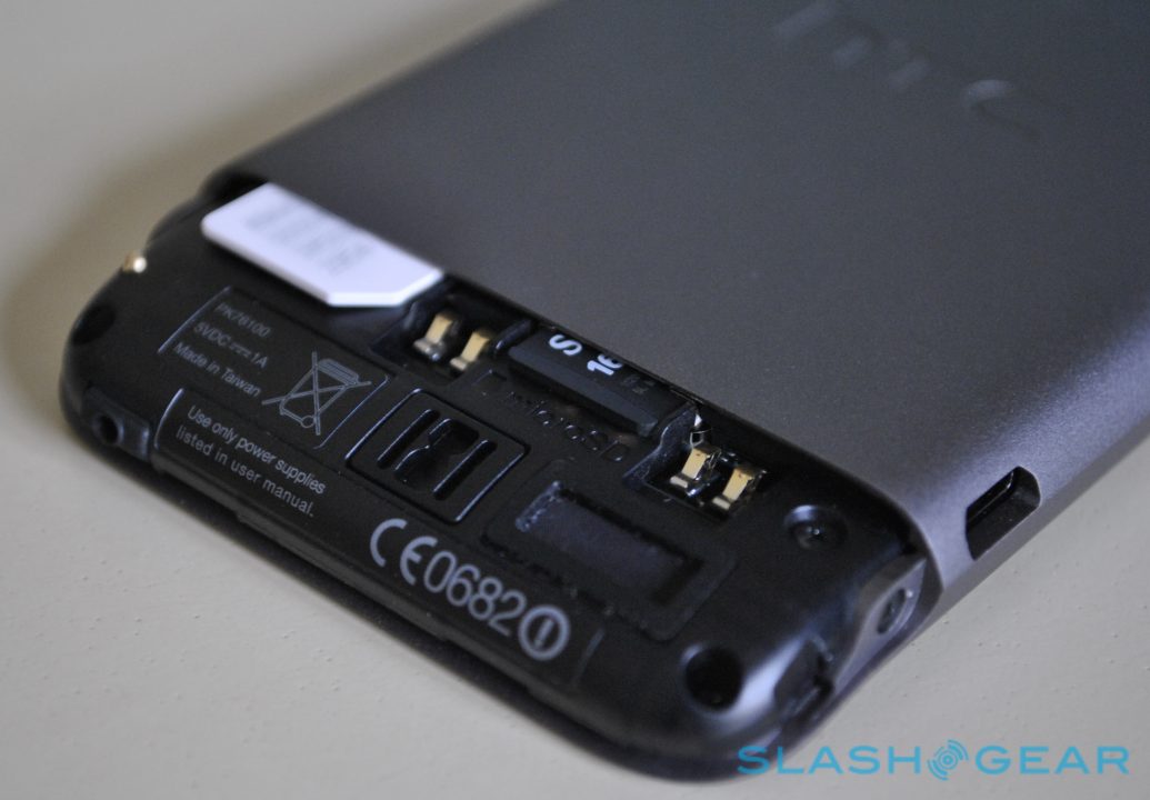 HTC One V Review - SlashGear