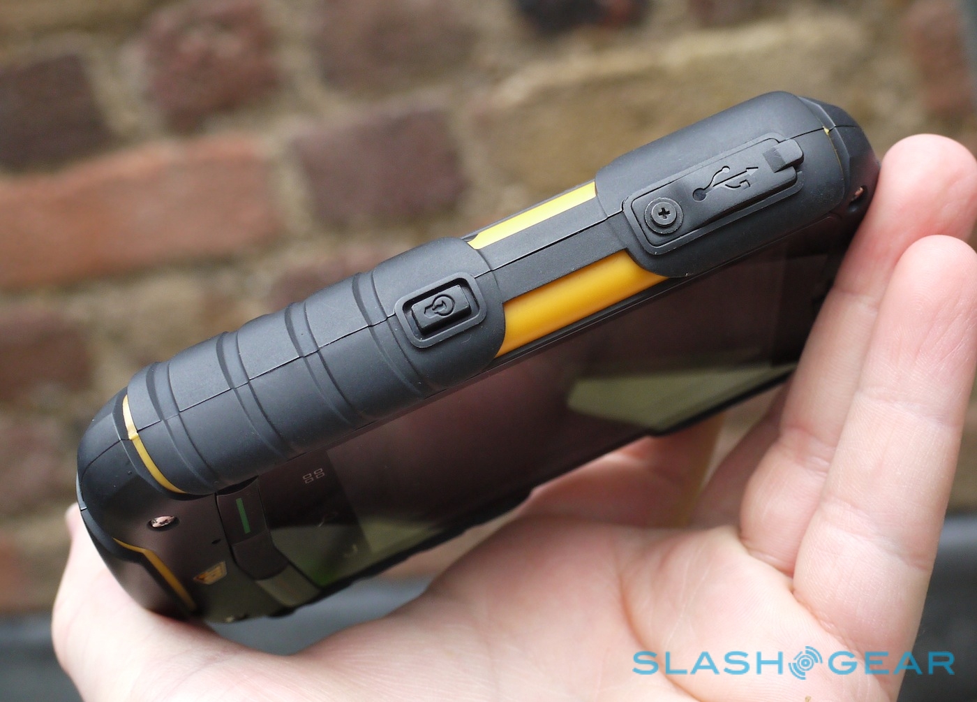JCB Toughphone Pro-Smart Review - SlashGear