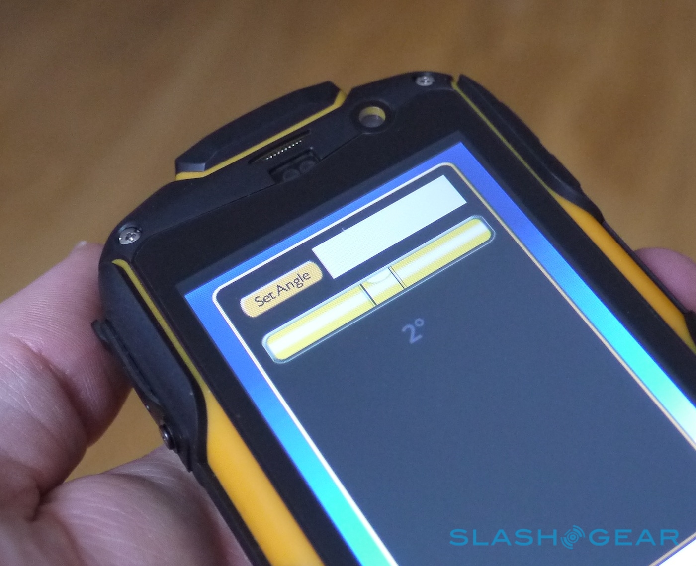 JCB Toughphone Pro-Smart Review - SlashGear