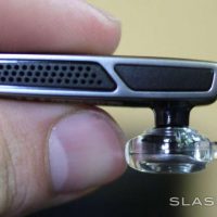 Plantronics M55 Bluetooth Headset Review - SlashGear