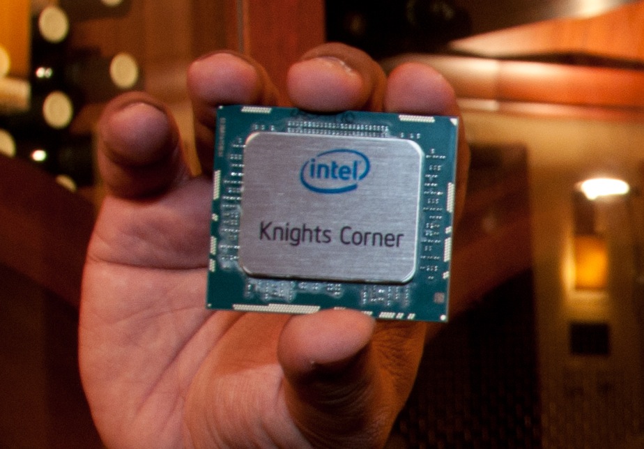 Intel Xeon Phi A Teraflop Supercomputer In A Pcie Card Slashgear