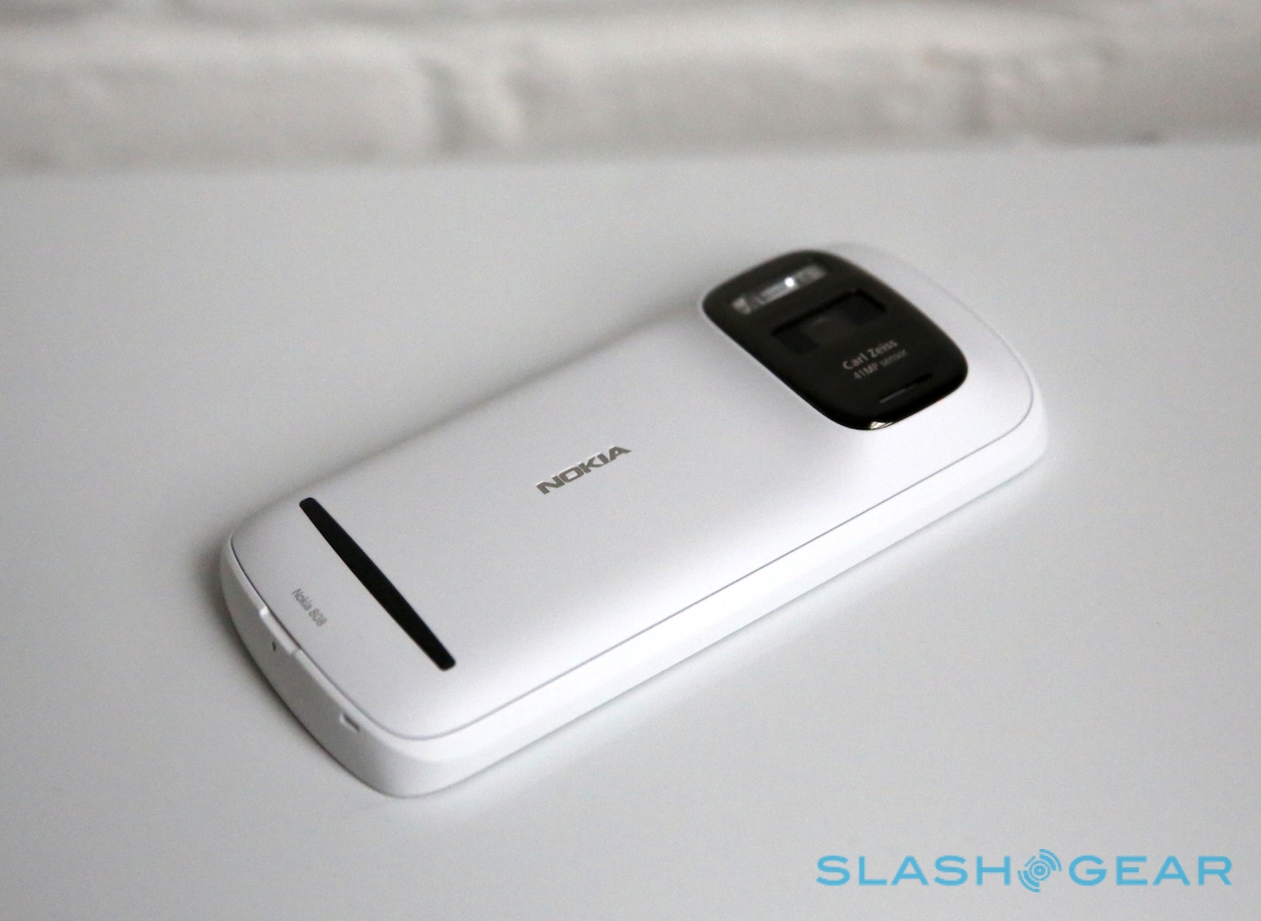 Nokia 808 PureView Review - SlashGear