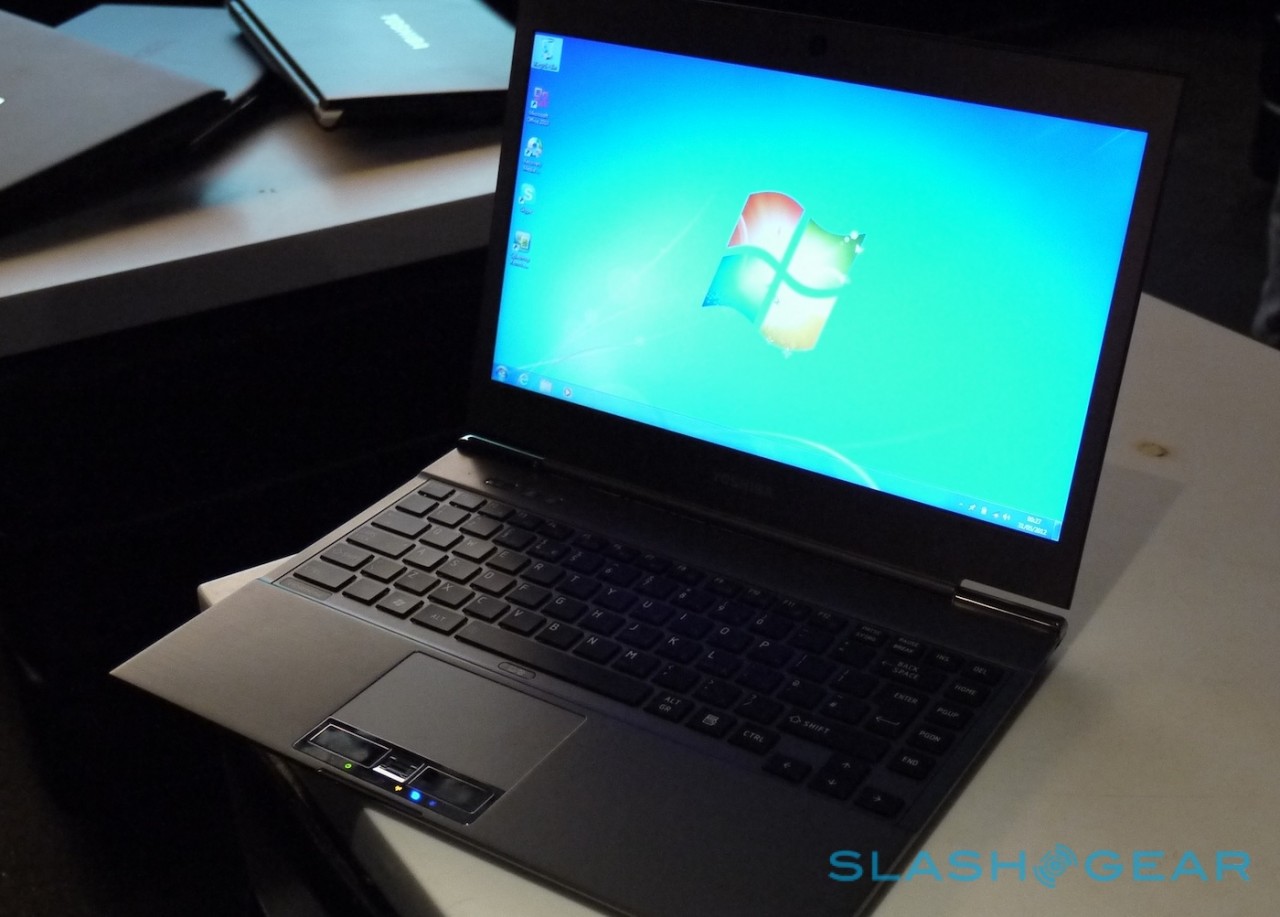 Toshiba Portégé Z930 ultrabook hands-on - SlashGear