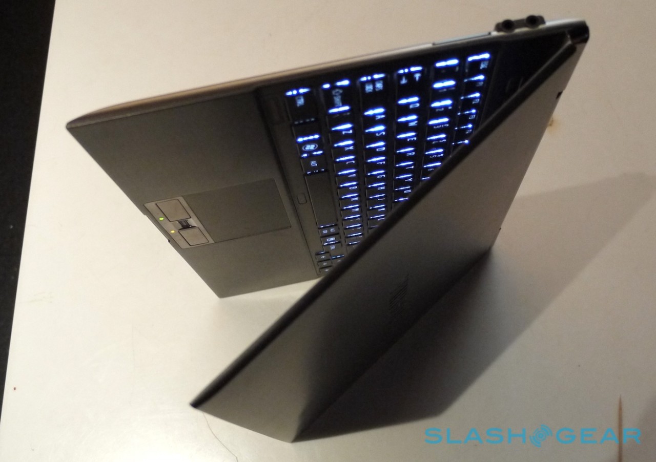Toshiba Portégé Z930 ultrabook hands-on - SlashGear