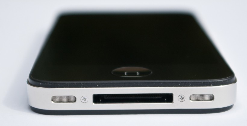 Relax, Apple's new dock connector is A Good Thing - SlashGear