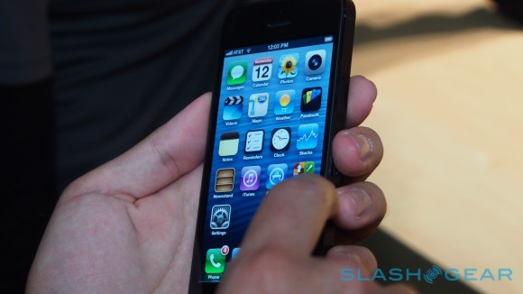 iPhone 5 Hands-on - SlashGear