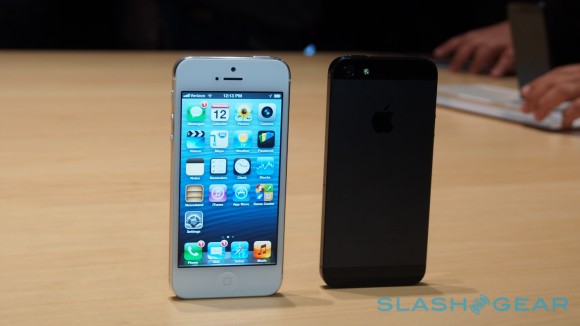 iPhone 5 Hands-on - SlashGear