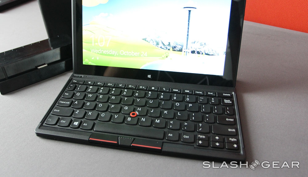 Lenovo Windows 8 Convertibles family comes together for hands-on action ...