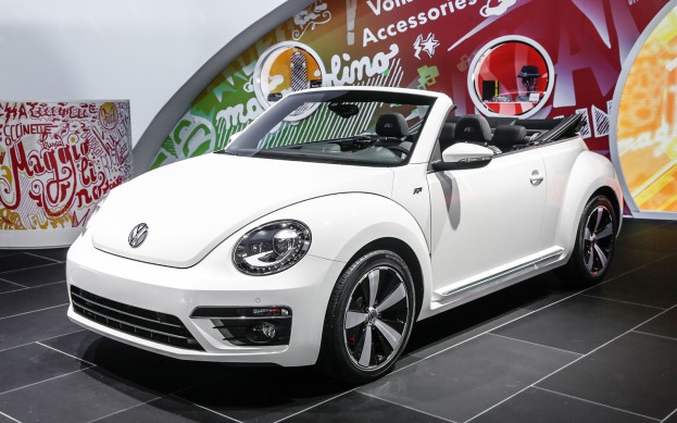 New convertible VW Beetle debuts in LA - SlashGear