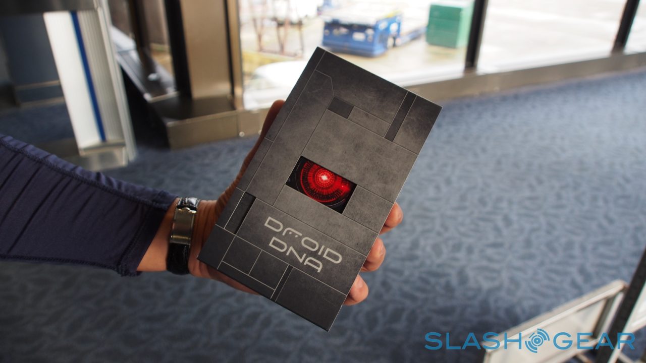 DROID DNA by HTC hands-on - SlashGear