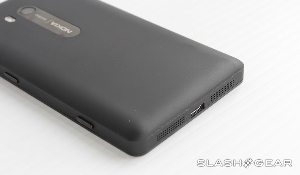 Nokia Lumia 810 Review - SlashGear