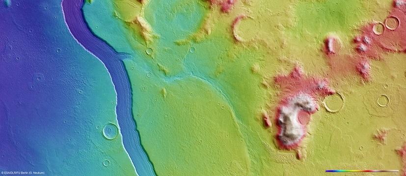 Scientists uncover massive river on Mars - SlashGear