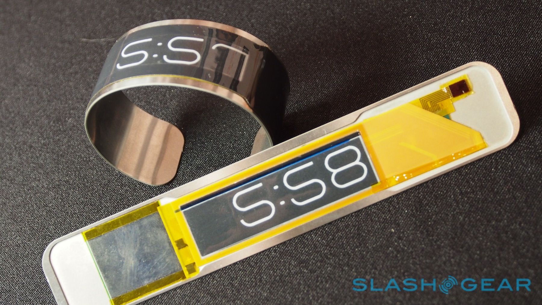 CST-01 E-ink watch hits Kickstarter goal $200k in 48 hours - SlashGear