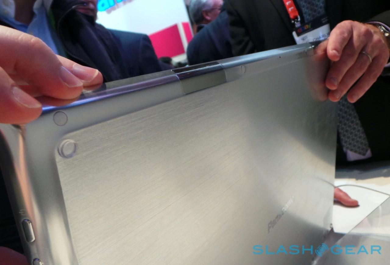 Panasonic 20-inch 4K Windows 8 Tablet hands-on - SlashGear