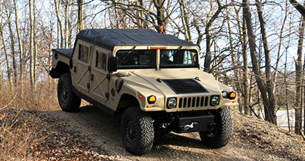 AM General Humvee Civilian series 4 x 4 kits debut in Abu Dhabi - SlashGear