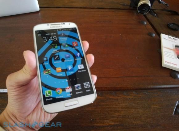 Google Glass in action: the wearable camera - SlashGear