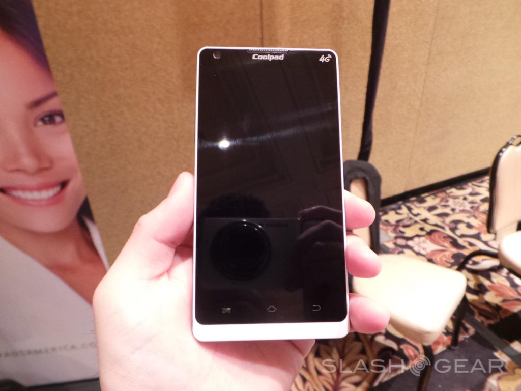 Coolpad Quattro II 4G And 8920 Smartphone Hands-On