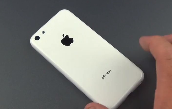 Plastic iPhone appears again in video: a bit too unreal? - SlashGear